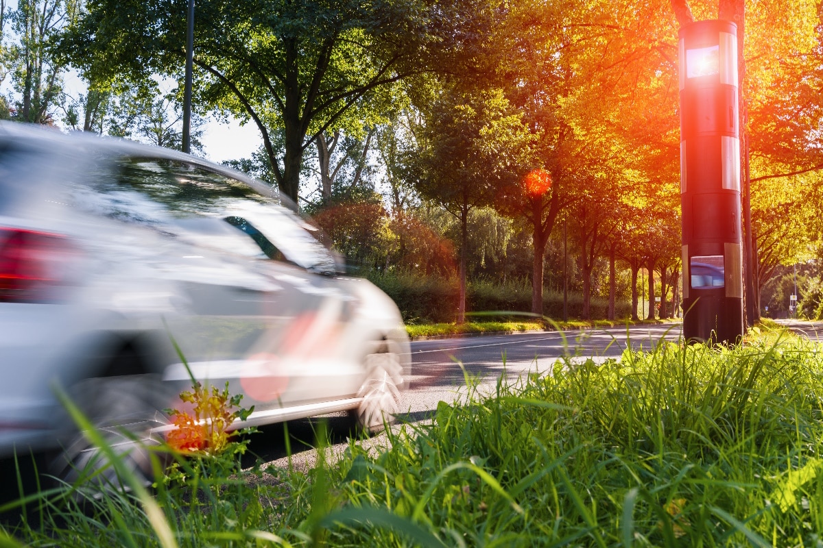 Blitzer-App: Sind sie legal oder droht eine Bußgeld?